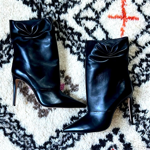 SCHUTZ | Shoes | Nwt Schutz Booties | Poshmark